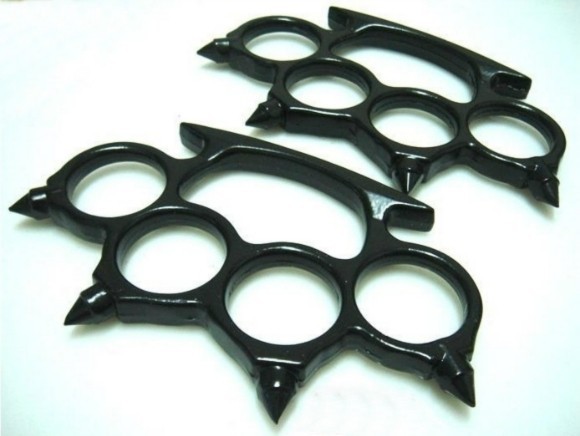 Box pumnal - Cumpara cu incredere de pe Okazii.ro.